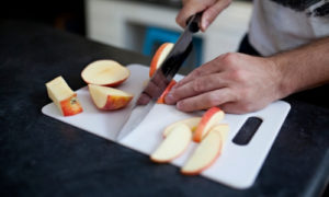 Can You Freeze Apples ? Here's What You Should Know - Foodiosity