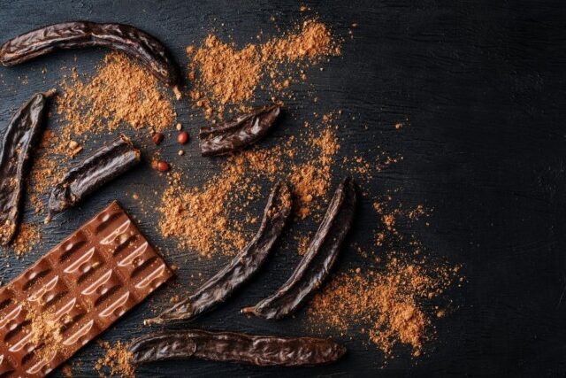 What Does Carob Taste Like? Is It Like Chocolate? Here's How To Use It ...