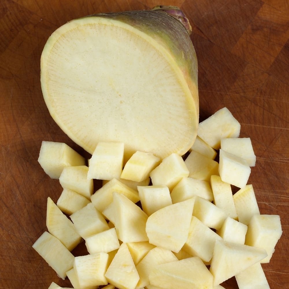 Can You Eat Rutabaga Raw ? What Parts Are Edible ? - Foodiosity