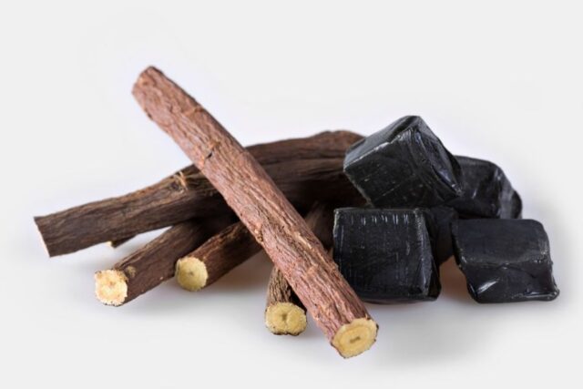 Anise VS Licorice - How They're Different Yet The Same - Foodiosity