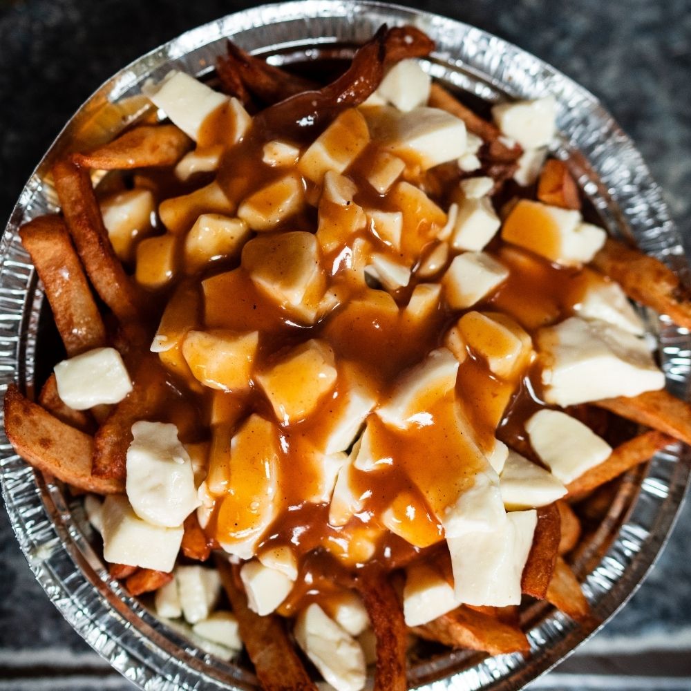 Does Poutine Have Meat ? Here's What's In This Delicious Canadian Snack ...