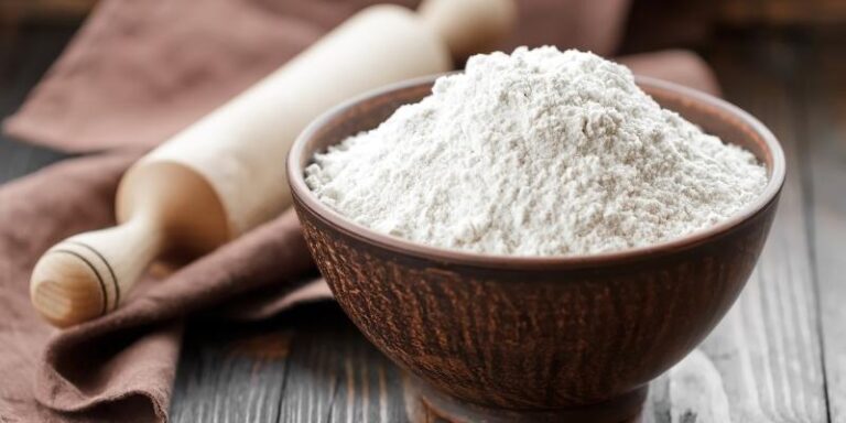 Baking Powder vs Flour – Key Differences You Should Know - Foodiosity