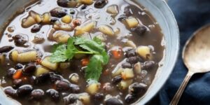 Why Are My Beans Hard After Cooking ? Can They Cook Through ? - Foodiosity