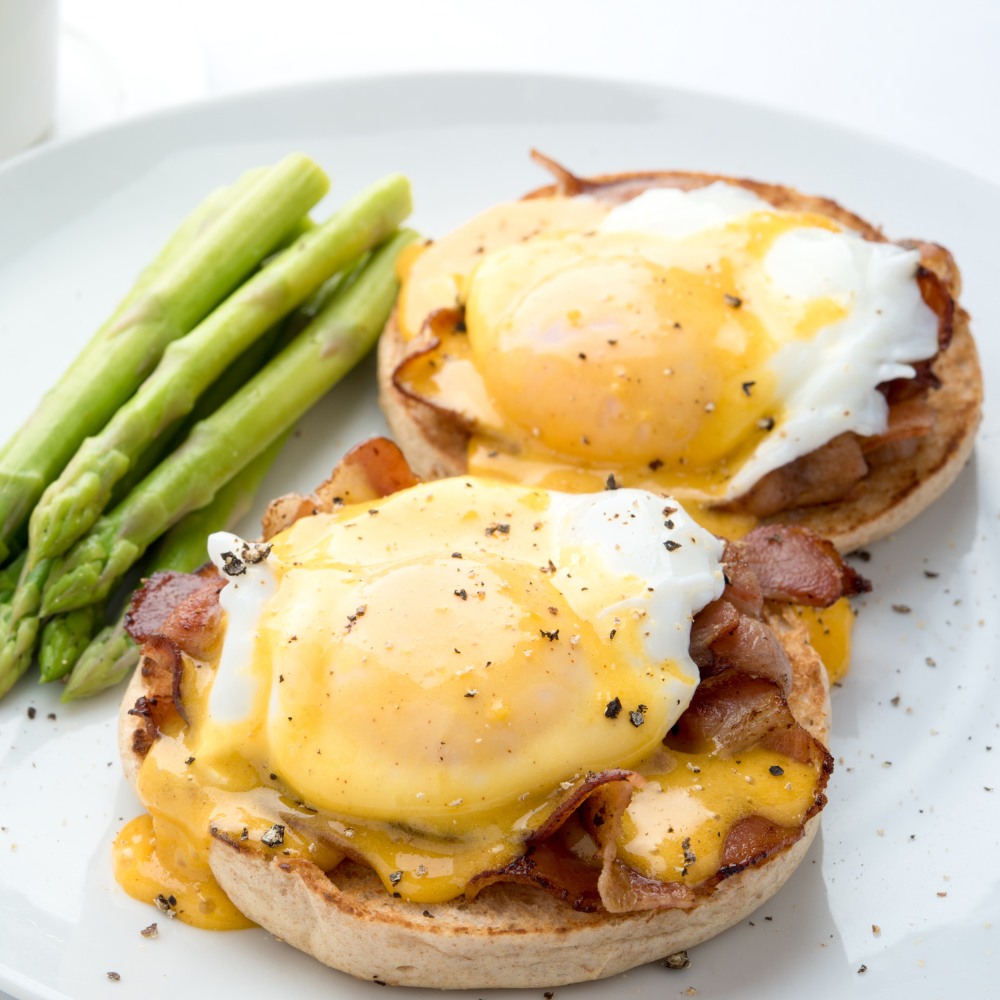 Is Hollandaise Sauce Dairy-Free ? Here's What's In It - Foodiosity