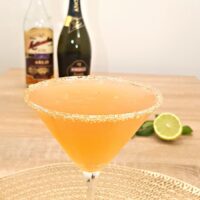 Old Cuban Cocktail Recipe - A Caribbean Delight - Foodiosity