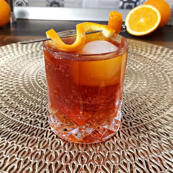 Americano Cocktail Recipe - A 3 Ingredient Delight - Foodiosity