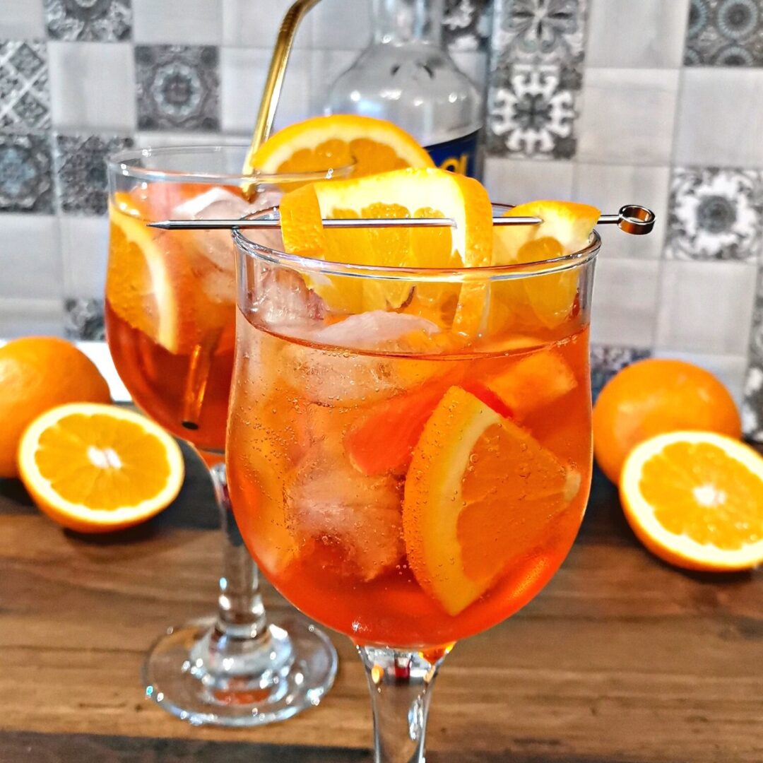 30 Spring Cocktails For A Crowd - Foodiosity