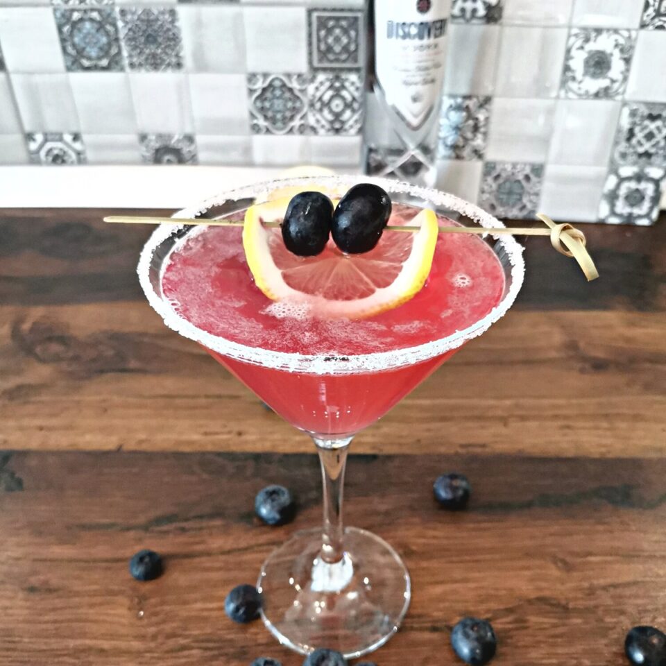 Blueberry Lemon Drop Cocktail Recipe - Foodiosity