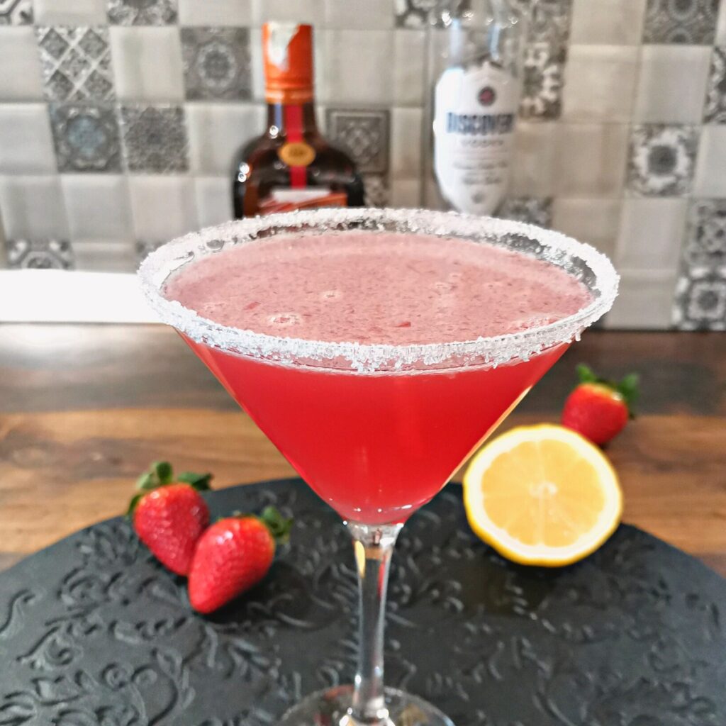 Strawberry Lemon Drop Cocktail Recipe - Foodiosity