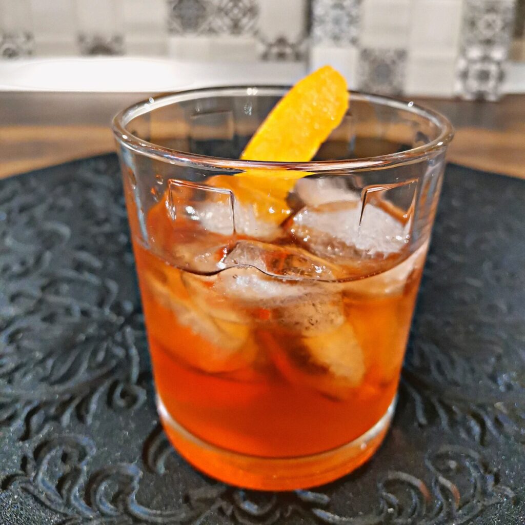 Tequila Old Fashioned Cocktail Recipe - Foodiosity