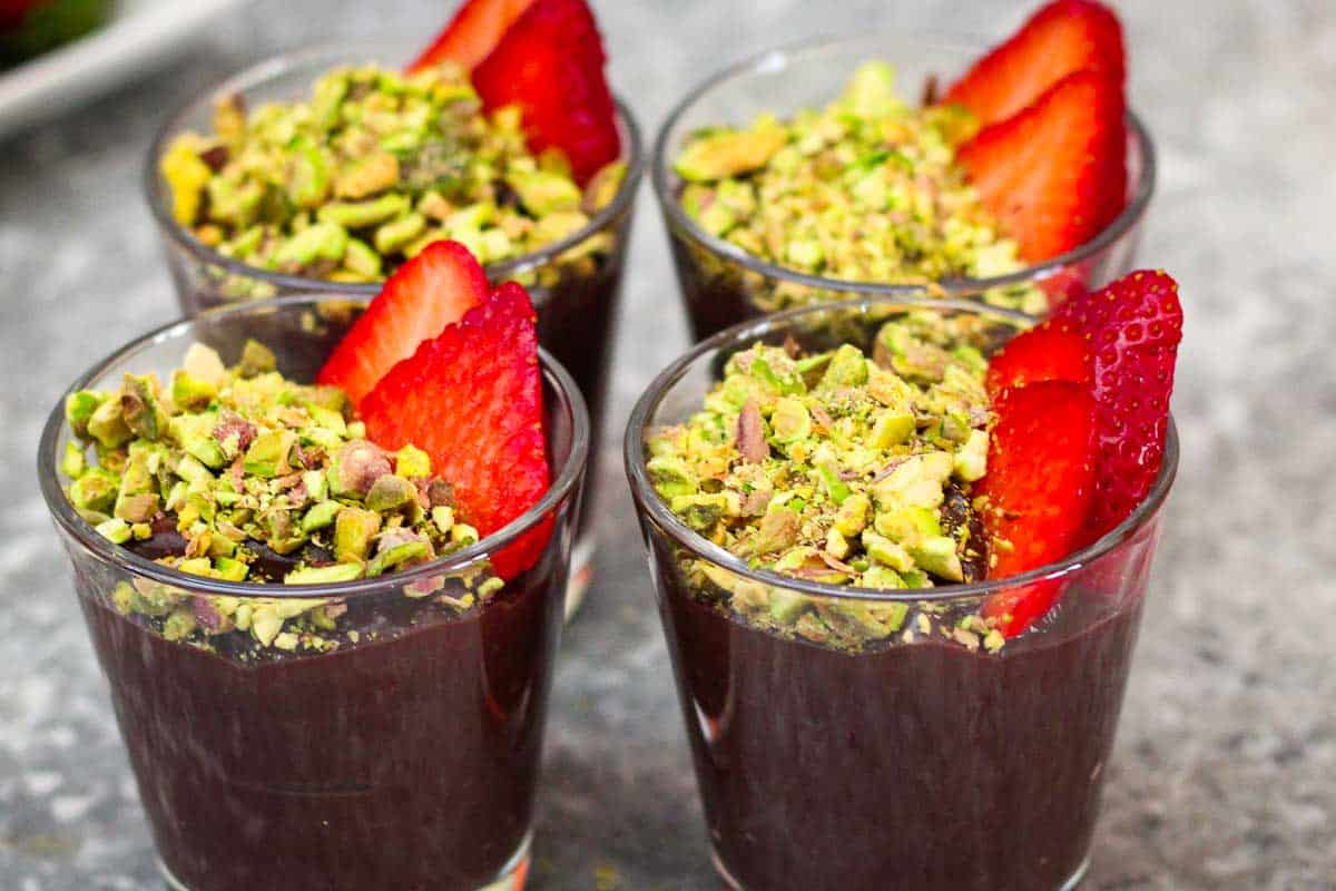 Chocolate Desserts - 57 Recipes (From Easy to Fancy) - Foodiosity