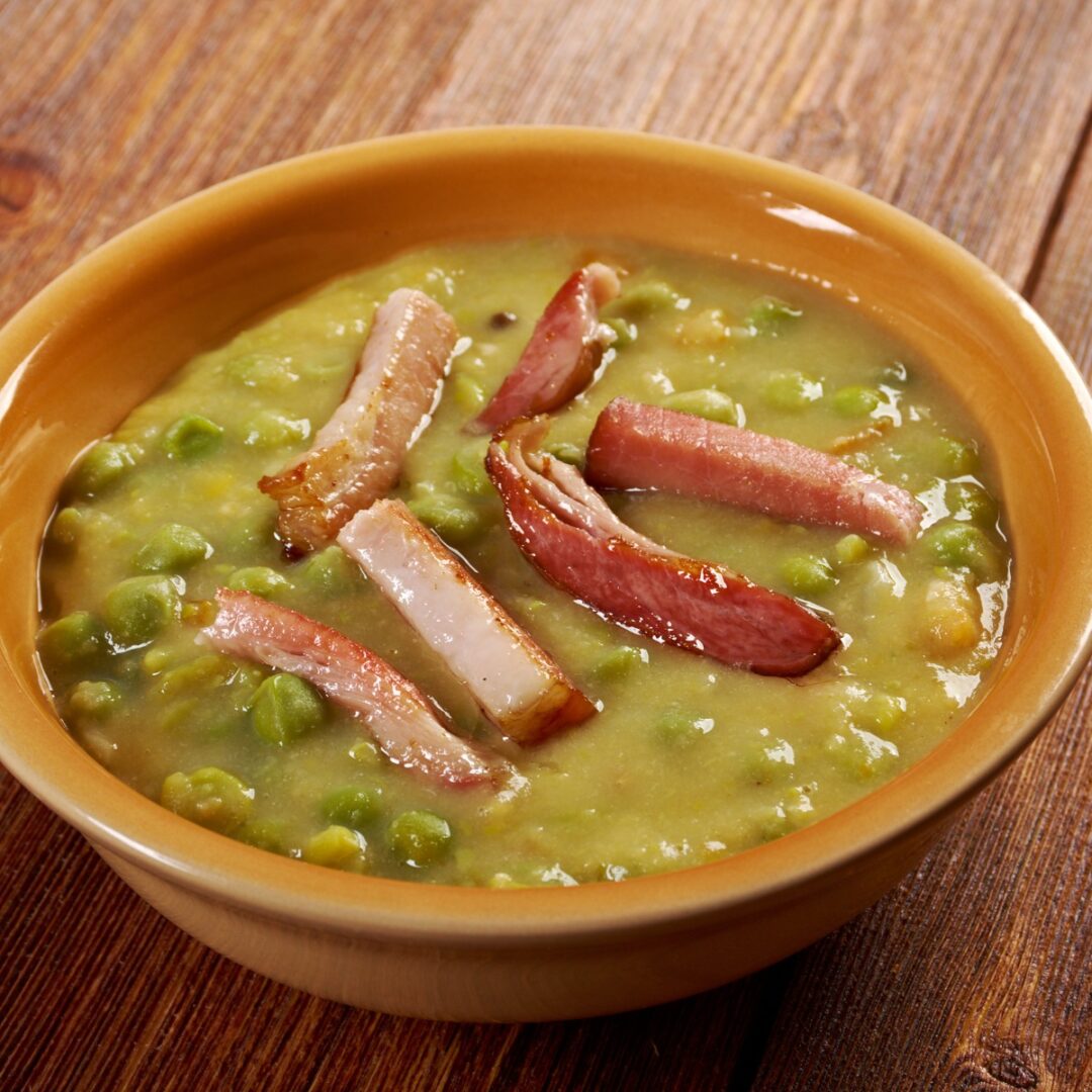 28 Pea Recipes - Easy Side Dishes & Main Meal Ideas - Foodiosity