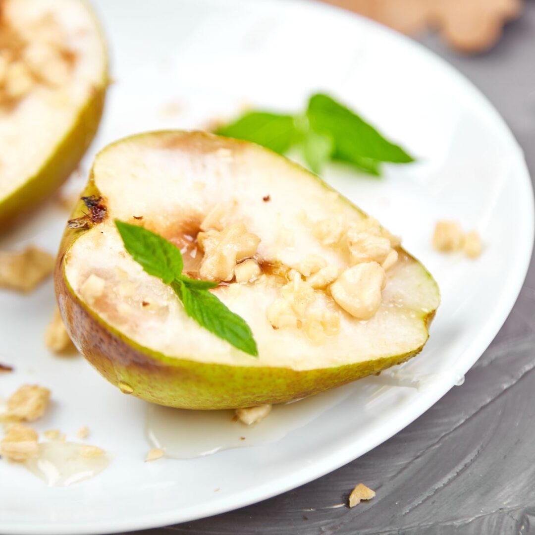 24 Pear Recipes - Easy Ideas For Dessert And Dinner - Foodiosity