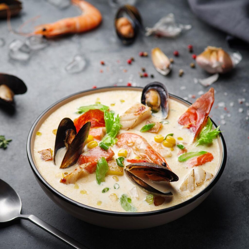 30 Heavy Cream Recipes - Easy Dinner, Desserts & Dips - Foodiosity