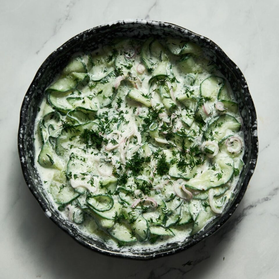 30 Sour Cream Recipes - Easy Dips, Dinners & Desserts - Foodiosity