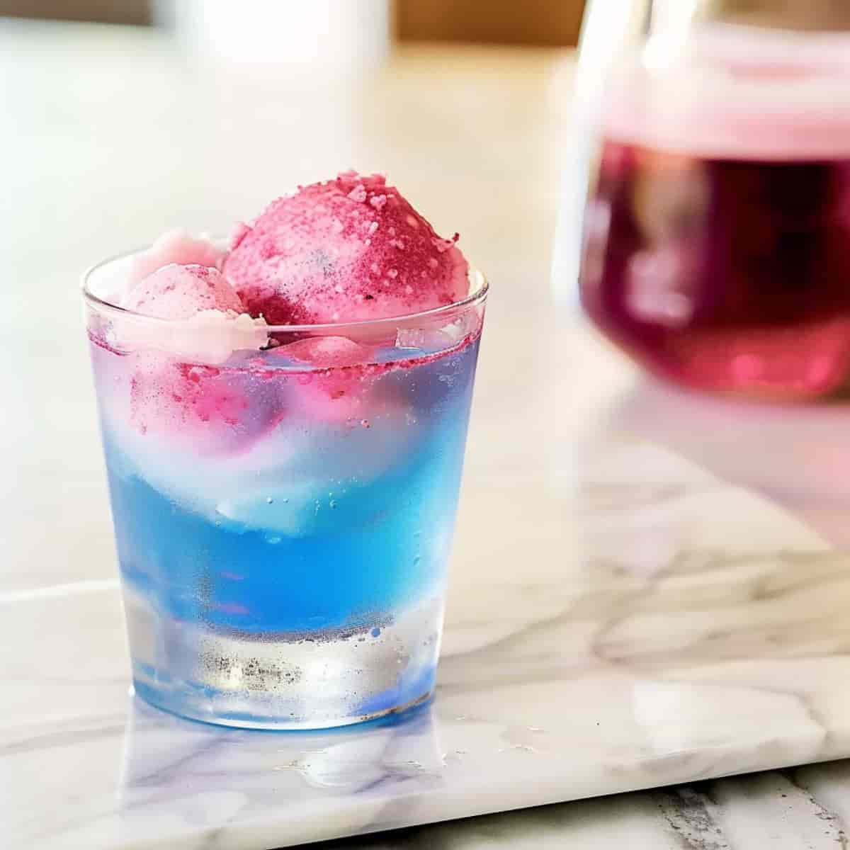 UV Liberty Cocktail - Foodiosity