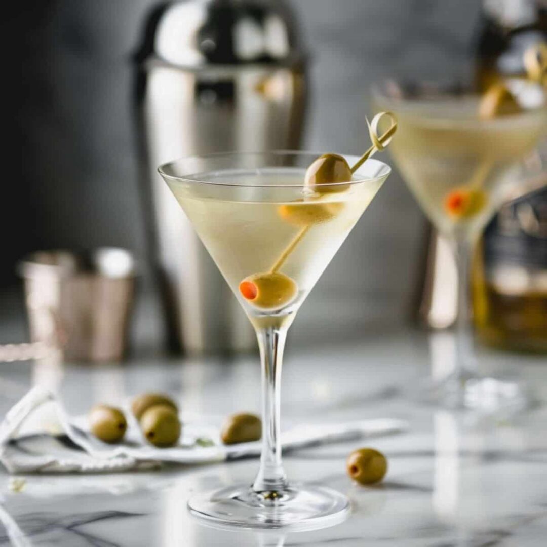Vodka Dirty Martini - Foodiosity