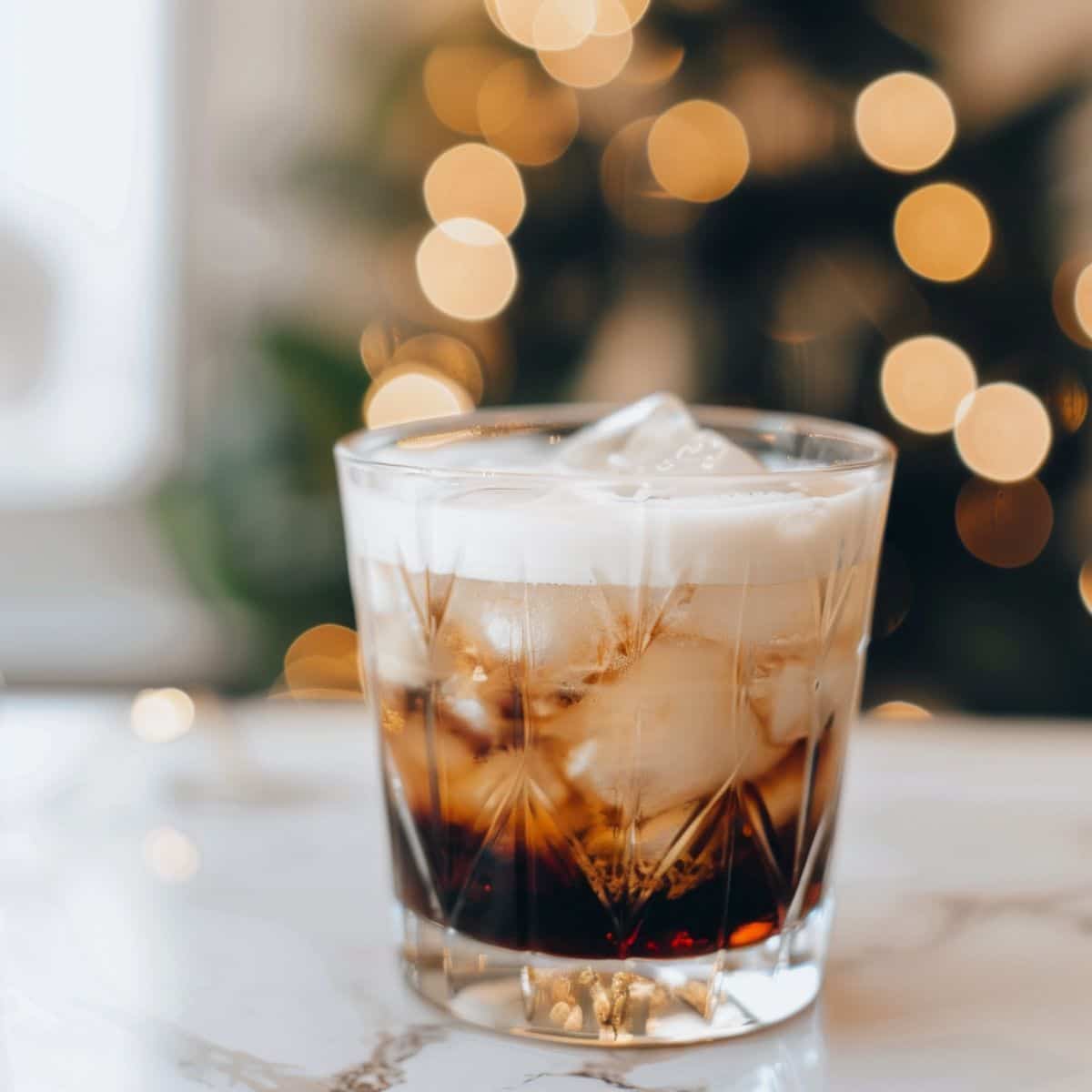 White Russian Cocktail - Foodiosity