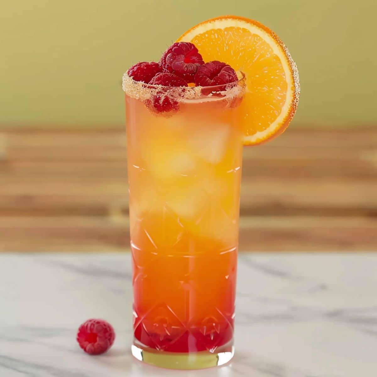 Paradise Punch Cocktail – Fruity, Sweet and Refreshing - Foodiosity