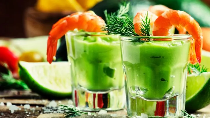 7 Shrimp Cocktail Recipes to Impress Your Guests - Foodiosity