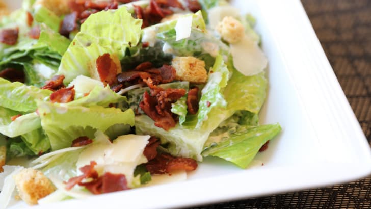 12 Classic Caesar Salad Recipe Variations You Need to Try - Foodiosity