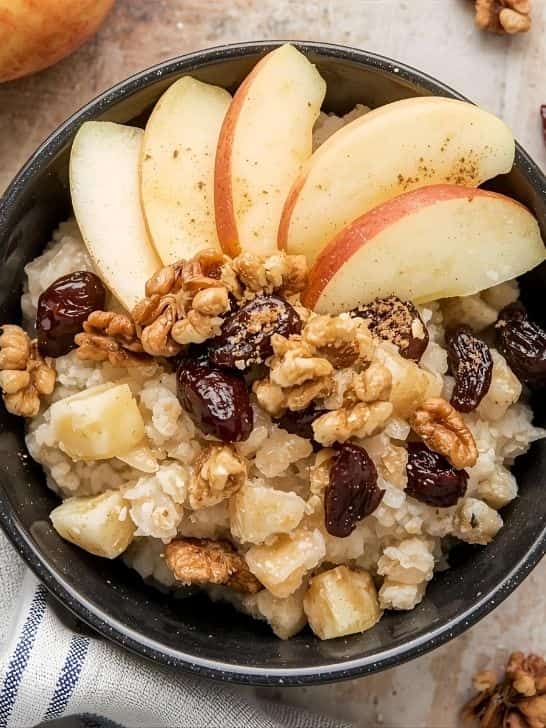 12 Fall Oatmeal Recipes Packed With Warm Autumn Flavor - Foodiosity