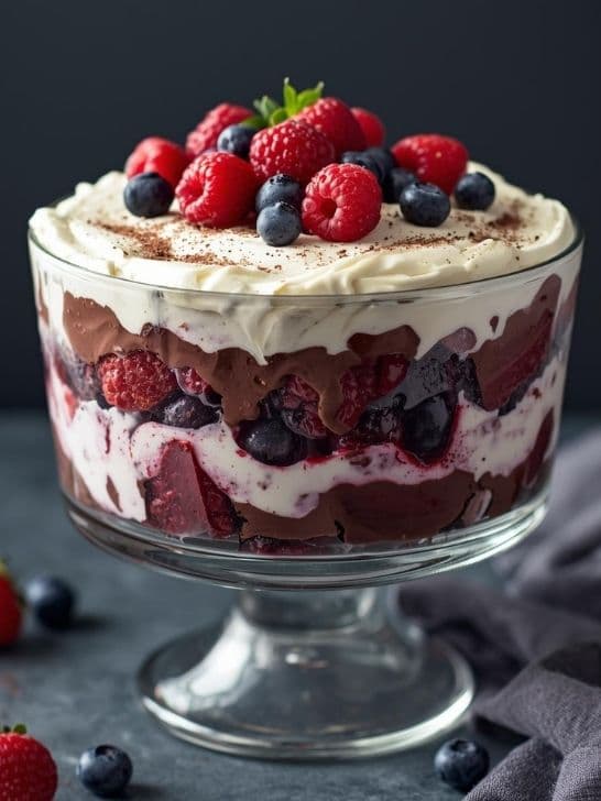 10 Winter Trifle Recipes for Elegant Cold-Season Desserts - Foodiosity