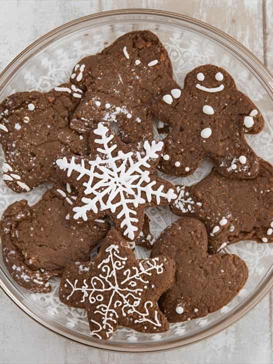 10 Easy Christmas Recipes Baking Everyone Will Love - Foodiosity