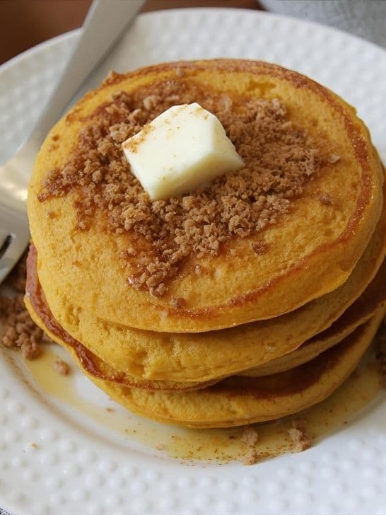 15 Fall Pancake Recipes Packed With Warm Autumn Flavors - Foodiosity