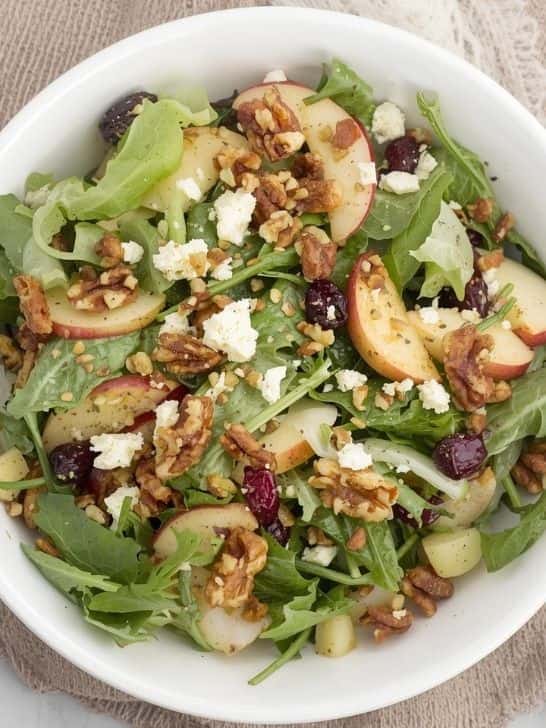 10 Easy Winter Salad Recipes Everyone Will Love - Foodiosity
