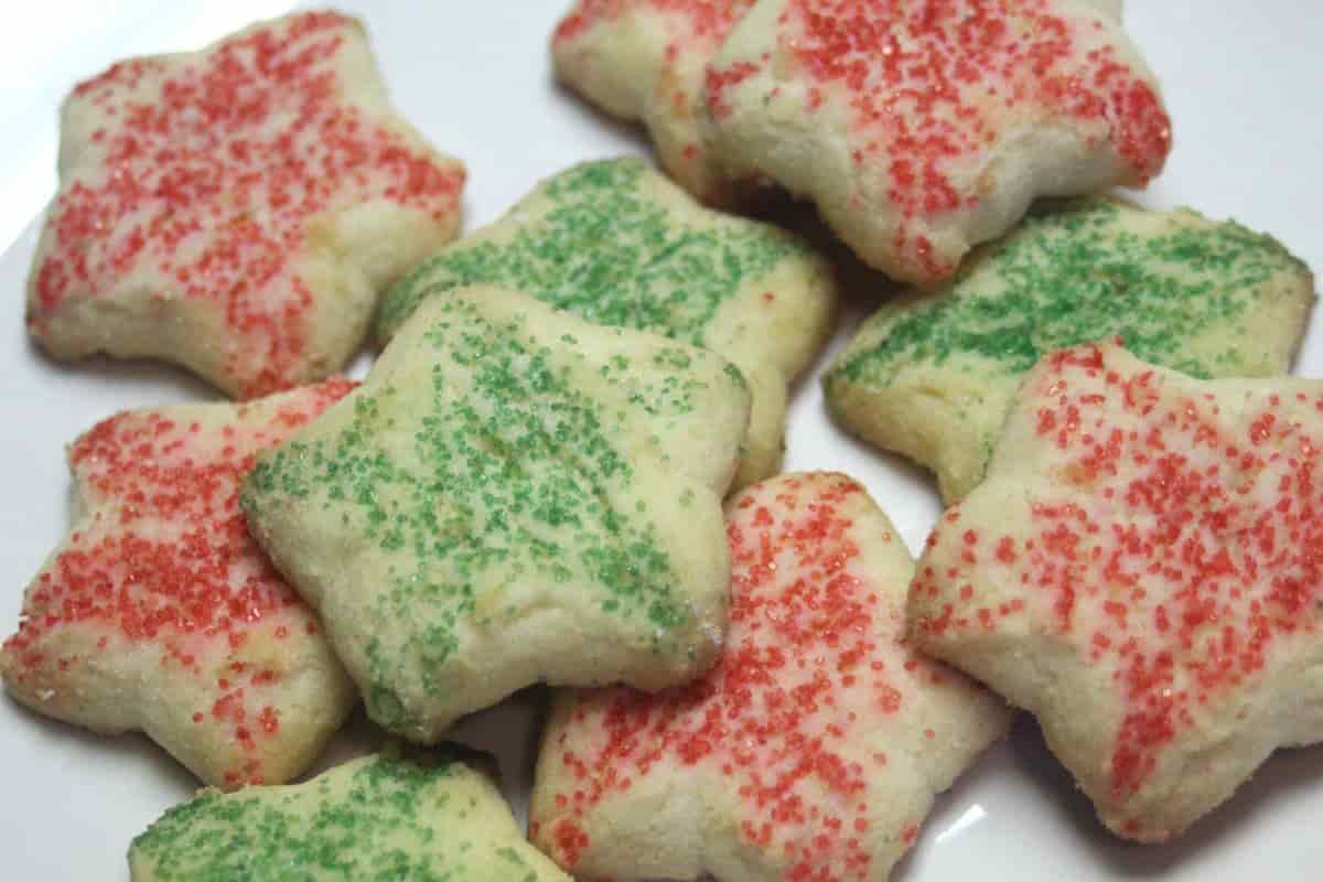 12 Christmas Butter Cookies Recipe Ideas for the Holidays - Foodiosity