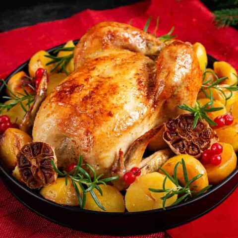12 Christmas Pie Recipes for a Festive Holiday Dessert Table - Foodiosity