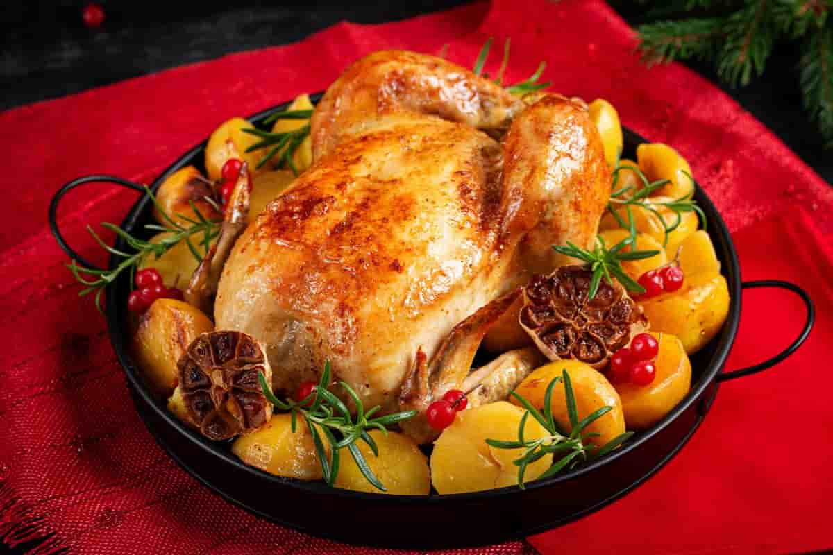 12 Christmas Chicken Recipes to Make This Holiday Special - Foodiosity