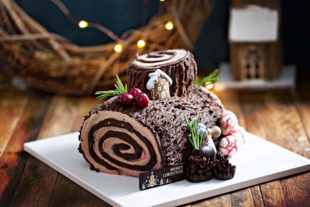 10 Christmas Log Recipe Ideas to Impress This Holiday - Foodiosity