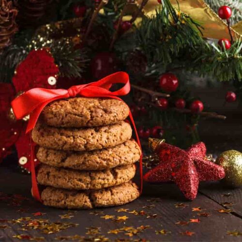 10 Christmas Log Recipe Ideas to Impress This Holiday - Foodiosity