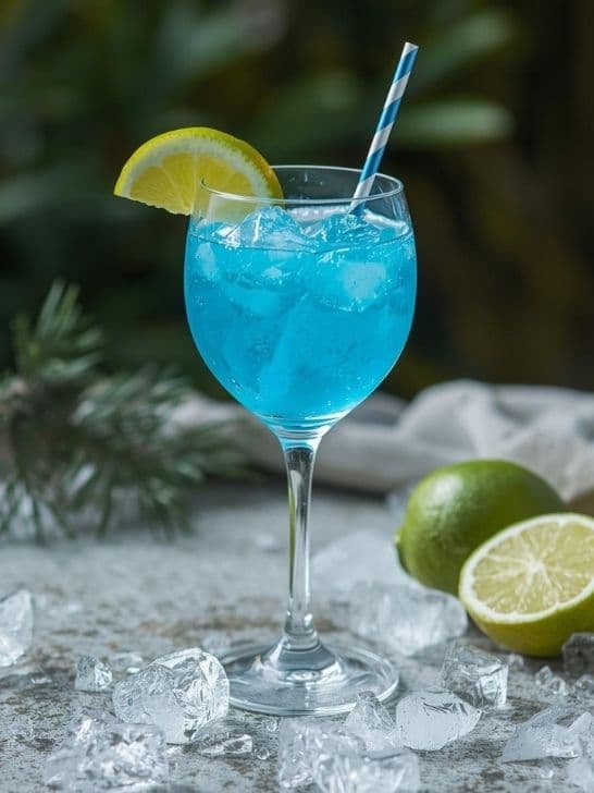 10 Blue Lagoon Cocktail Recipe Ideas with Bright Tropical Vibes ...