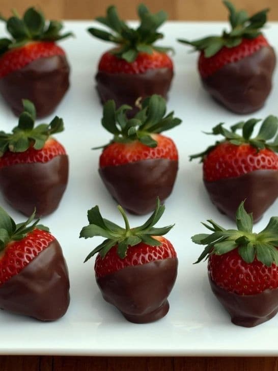 10 Irresistible Valentine Party Food Ideas to Impress - Foodiosity