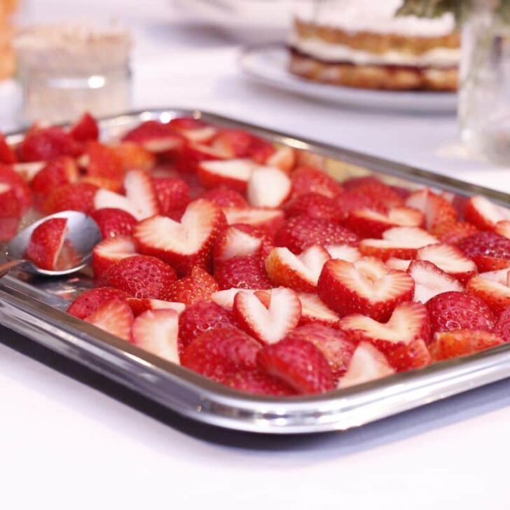 10 Valentine Potluck Ideas That Are Easy and Crowd-Friendly - Foodiosity