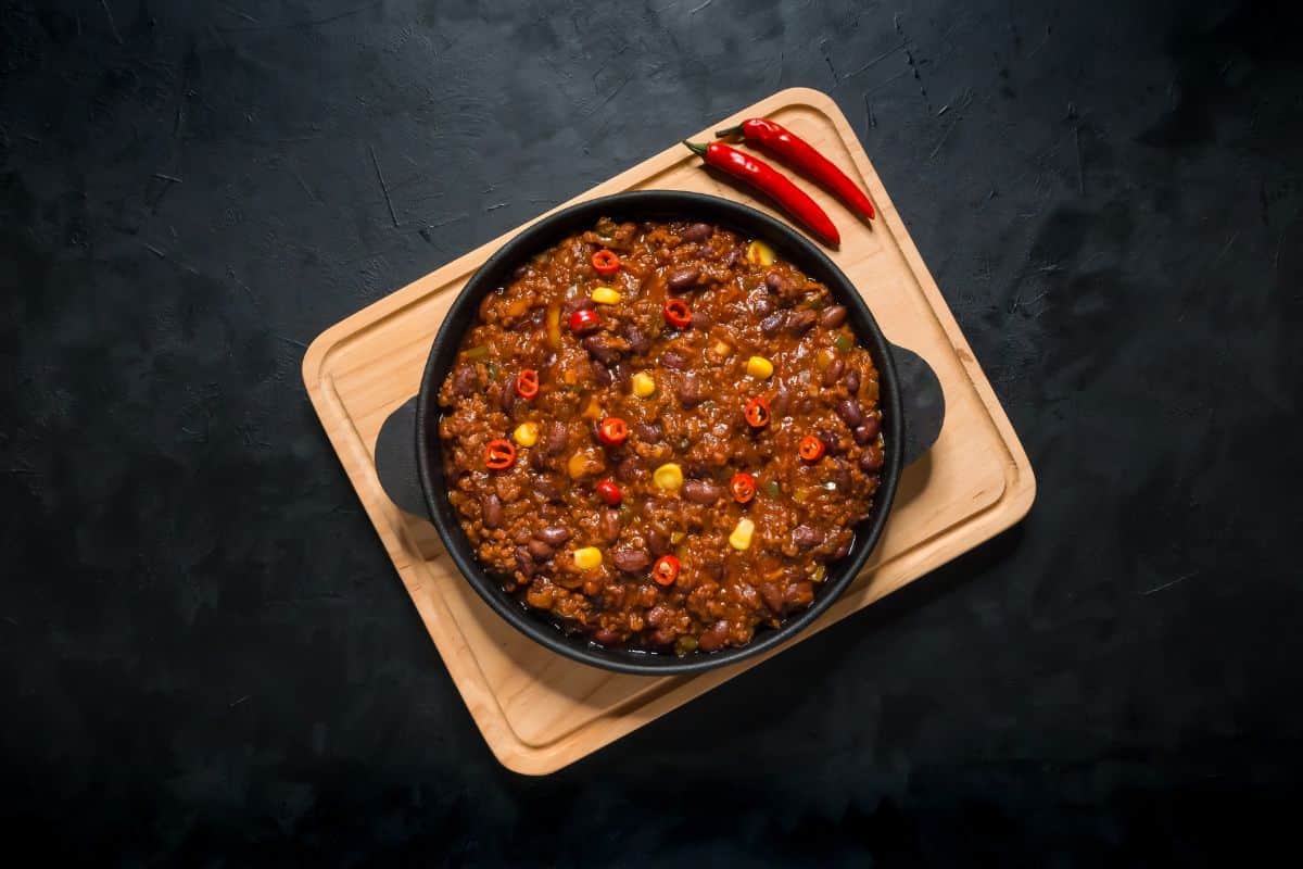 10 Cozy Winter Chili Recipe Everyone Will Love - Foodiosity