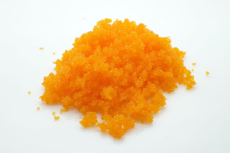 What Is Tobiko? Taste, Colors, and Sushi Uses Explained - Foodiosity
