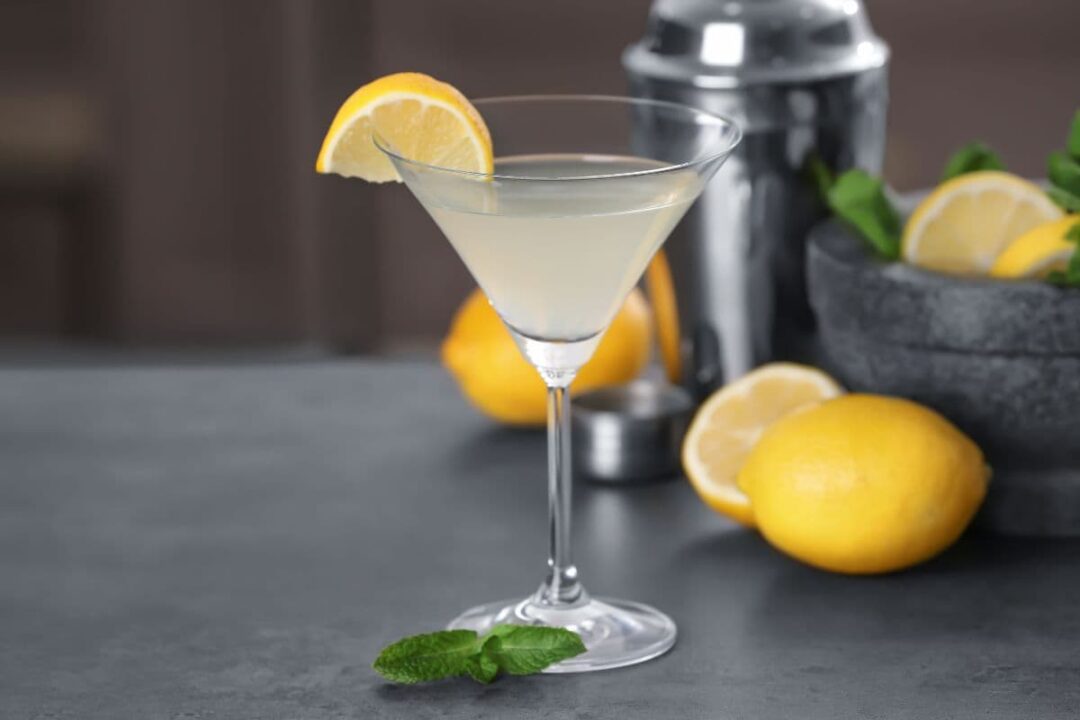 15 Lemon Drop Cocktail Tips for a Smooth, Party-Ready Drink - Foodiosity